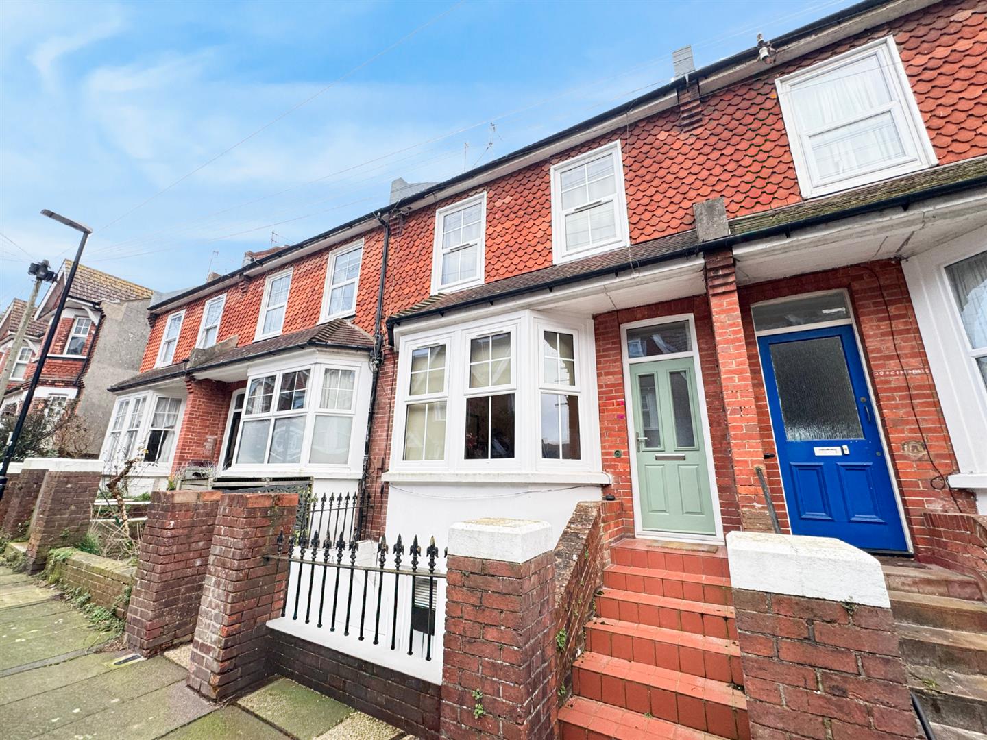 1 Bedroom Flat, Gore Park Road, Eastbourne, BN21 1TG | Oakfield Estate ...